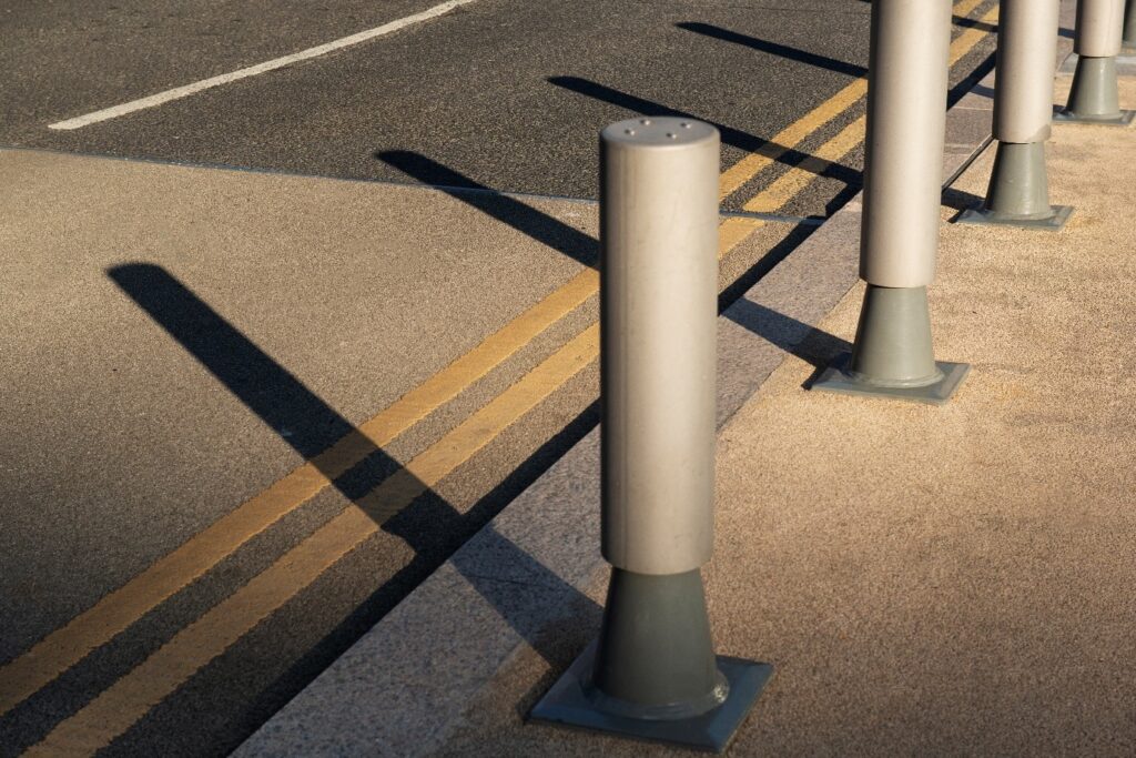 Safety and Security: The Importance of Parking Bollards in Traffic Control